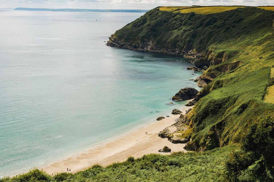 Talland Bay Beach Guide | Plan your visit to Cornwall