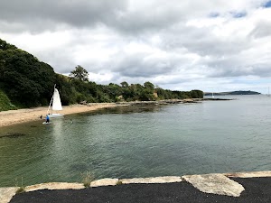 Flushing Beach Guide | Tide Times, Dogs & Parking