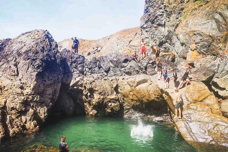 Mermaid Pool Kynance Cove | Cornwall Tidal Pools - Cornwall One
