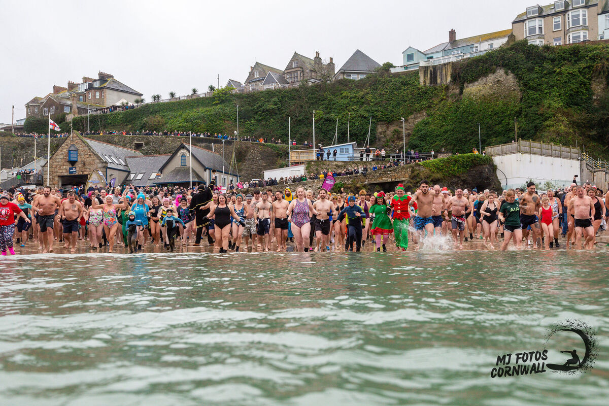 Our 8 Favourite Places for a New Years Day Dip in Cornwall
